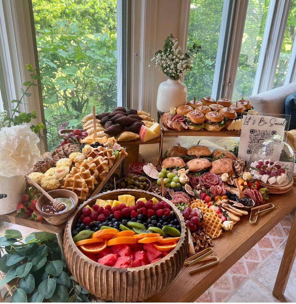 Grazing Tables & Party Packages – Charcuterie & Treats